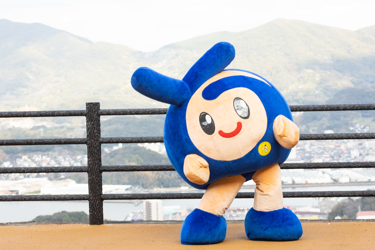 The history behind Japan’s love for cute, clumsy mascots - Tokyo Room ...