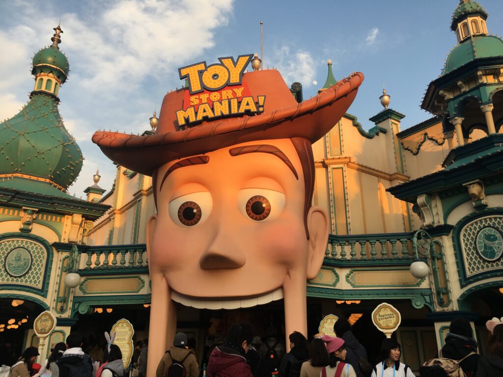 5 Things You Should Know Before Visiting Tokyo Disney - Tokyo Room ...