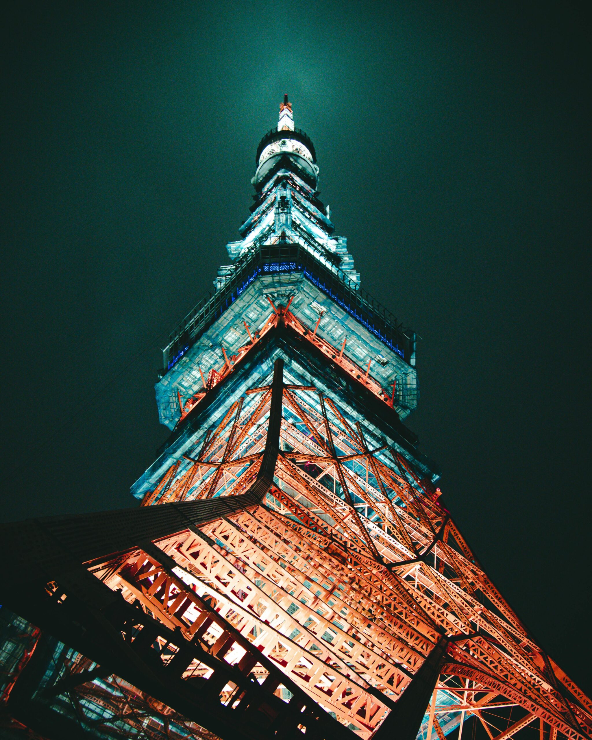 Tokyo Tower: The Old Giant Still Runs The Show - Tokyo Room Finder Blog